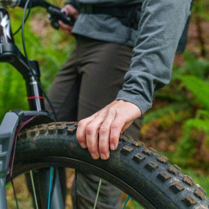 Women's Mountain Bike Setup Tips - Cockpit, Saddle, Suspension & More | evo