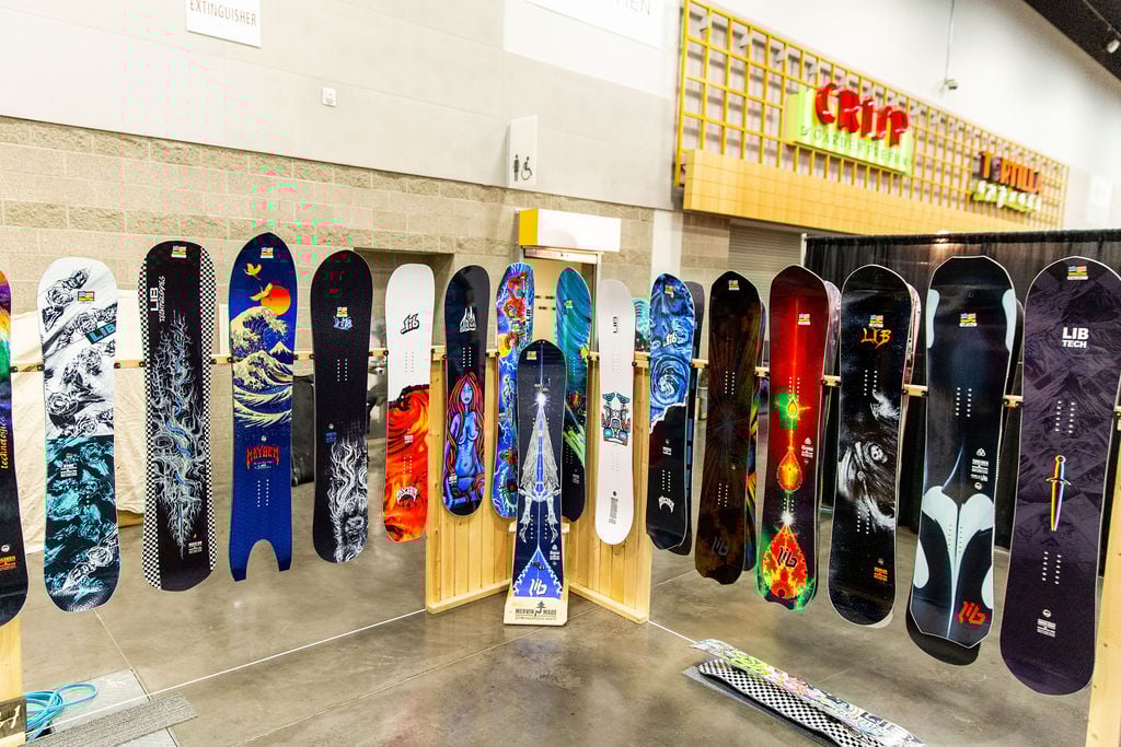 2021 Winter Snowboard Gear Preview - Sneak Peak | evo